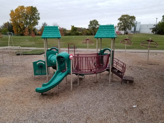 RED OAKS COUNTY PARK - Updated December 2025 - 16 Photos - 29601 John R ...