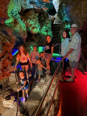WONDER WORLD CAVE AND ADVENTURE PARK - 343 Photos & 181 Reviews - 1000 ...