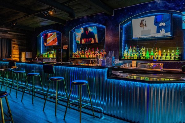 MY WAY LOUNGE - Updated October 2024 - 40 Photos & 15 Reviews - 2929 SE ...