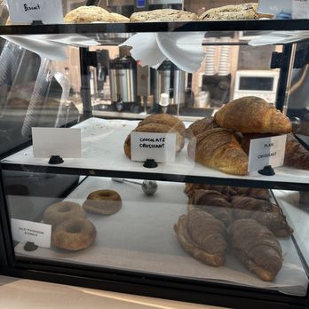 ELM ROASTERY - Updated July 2024 - 202 Photos & 87 Reviews - 8330A Broadway, Elmhurst, New York ...