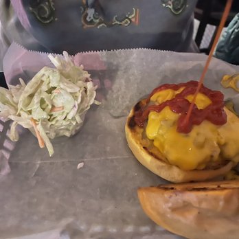 CEDAR INN - Updated October 2025 - 68 Photos & 72 Reviews - 4155 Cedar ...