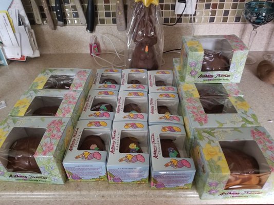 ANTHONY-THOMAS CANDY SHOPPES - Updated April 2024 - 33 Photos & 24 ...