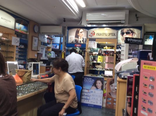 VISION STYLE OPTICAL & CONTACT LENS CENTRE - Updated November 2024 ...