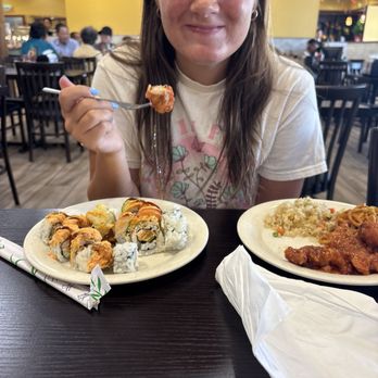 OASIS BUFFET - Updated October 2025 - 48 Photos & 59 Reviews - 14135 Main St, Hesperia ...