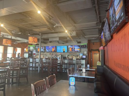 TWO BUCKS - Updated January 2026 - 75 Photos & 116 Reviews - 36931 ...