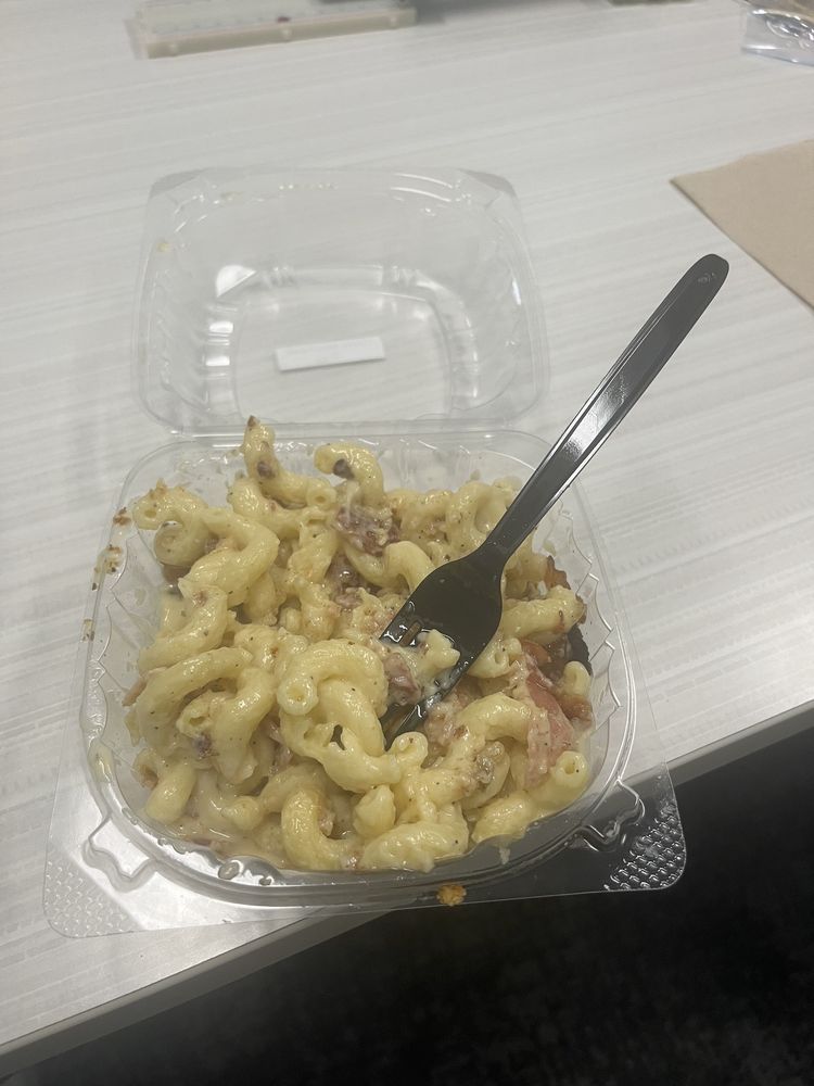 MACAROLLIN’ - Updated May 2024 - 39 Photos & 49 Reviews - Waterloo, New ...