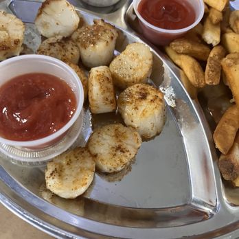 CAPTAIN PELL’S FAIRFAX CRABHOUSE - Updated November 2024 - 491 Photos ...