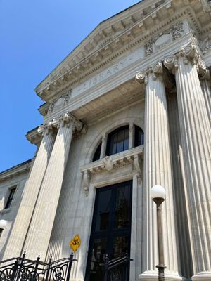 LOUISVILLE FREE PUBLIC LIBRARY - Updated December 2025 - 179 Photos ...