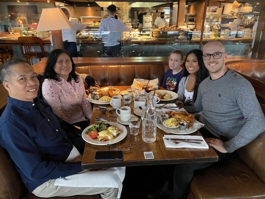 CARDERO’S RESTAURANT & MARINE PUB - Updated July 2024 - 867 Photos ...