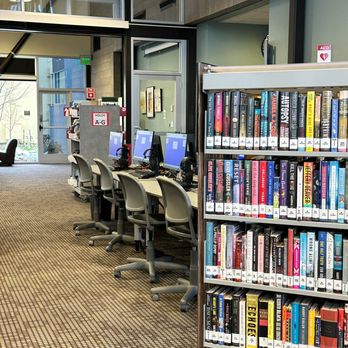 SNOQUALMIE LIBRARY - Updated October 2025 - 26 Photos - 7824 Center ...
