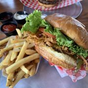 BURGER ME! - 387 Photos & 611 Reviews - 6280 Sharlands Ave, Reno ...