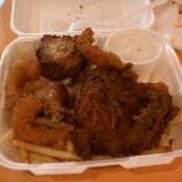 Lee's seafood store