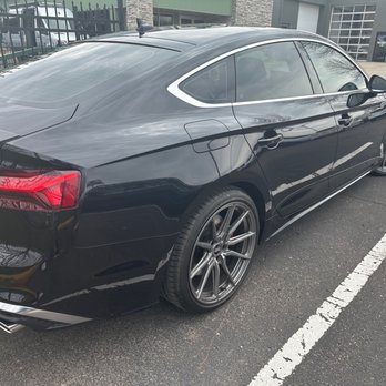 COLOR MYSTIQUE AUTO BODY - Updated January 2026 - 11 Photos - 1680 99th ...