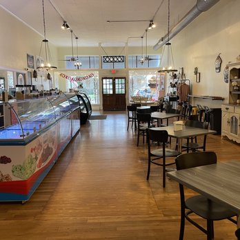 CARPE CRUSTUM BAKERY - Updated December 2025 - 23 Photos & 10 Reviews ...