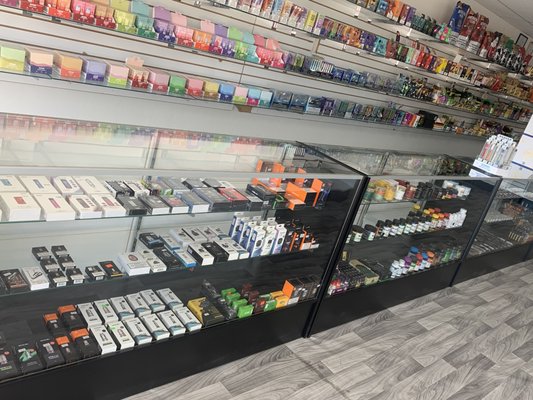 TANGO SMOKE - Updated October 2025 - 11 Photos - 4843 SE 44th St, Del ...