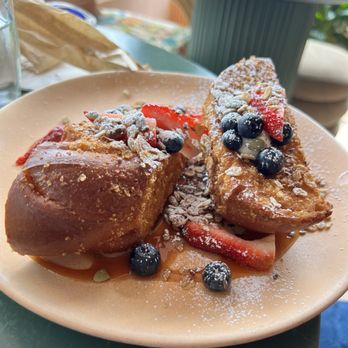 HATCH 44 CAFE - Updated June 2025 - 123 Photos & 64 Reviews - 401 Main ...