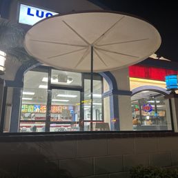 THE LUCKY GREEK - Updated March 2025 - 203 Photos & 366 Reviews - 2490 ...