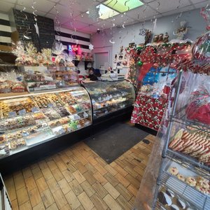 REGINA BAKERY - 237 Photos & 65 Reviews - 256 Prospect Park W, Brooklyn ...