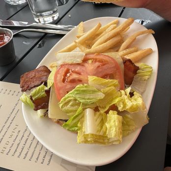 THE WILLARD ROOFTOP LOUNGE - Updated June 2024 - 268 Photos & 88 ...