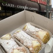 EAGLE ROCK ITALIAN BAKERY & DELI - 881 Photos & 705 Reviews - 1726 ...
