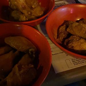 ROADHOUSE WINGS & GRILLE - 49 Photos & 103 Reviews - Chicken Wings ...