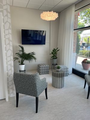 FLOATUS SALT FLOAT CENTER - Updated December 2025 - 12 Photos - 14722 ...