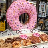 FOX’S DONUT DEN - Updated August 2025 - 273 Photos & 350 Reviews - 3900 ...