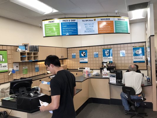 THE UPS STORE - Updated November 2024 - 43 Photos & 79 Reviews - 5716 ...