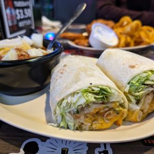 FIRST WATCH - Updated January 2025 - 11 Photos - 1825 SW Wanamaker Rd ...