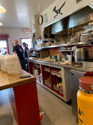 ROADRUNNER CAFE - Updated August 2024 - 43 Photos & 117 Reviews - 130 ...