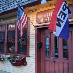 THE QUARTERDECK RESTAURANT - Updated December 2025 - 347 Photos & 633 ...