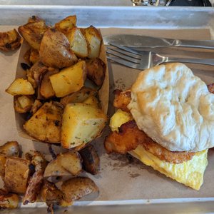 DISH N’ DAT - 166 Photos & 202 Reviews - 144 Albany Tpke, Canton, CT ...