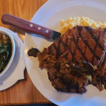 CHRISTOPHER’S EATS - Updated January 2025 - 120 Photos & 210 Reviews ...