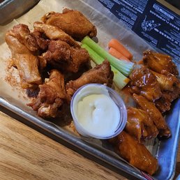 SLIDERS BAR & GRILL - Updated June 2025 - 68 Photos & 93 Reviews - 1265 ...