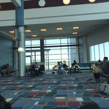 FLORENCE REGIONAL AIRPORT - FLO - Updated November 2025 - 31 Photos ...