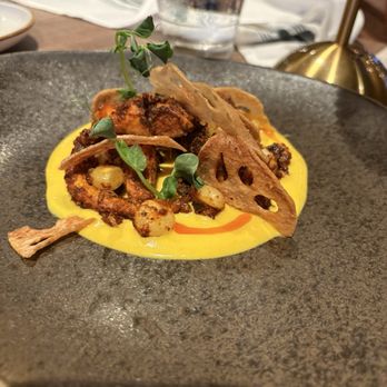 ALORA - Updated December 2025 - 230 Photos & 54 Reviews - 2502 Dunlavy ...