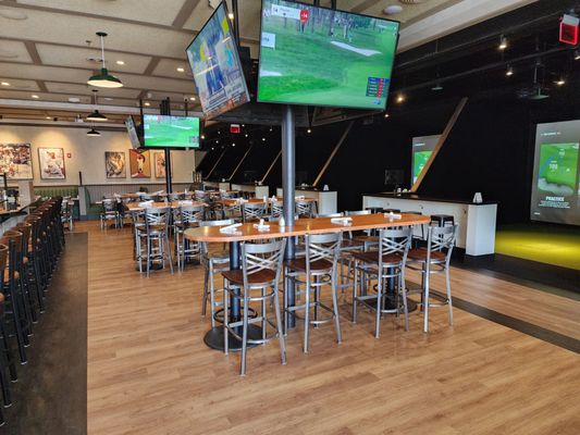 MATCHPLAY GOLF AND SPORTS LOUNGE - Updated December 2025 - 13 Photos ...