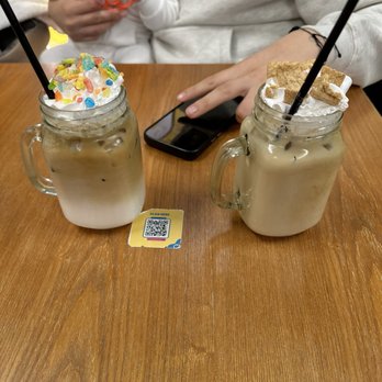 A HUEVO CAFE - Updated February 2025 - 228 Photos & 154 Reviews - 1645 ...