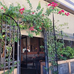 TROY - Updated January 2026 - 550 Photos & 545 Reviews - 720 Main St ...