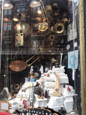 MUSIC INN WORLD INSTRUMENTS - 23 Photos & 59 Reviews - 169 W 4th St ...