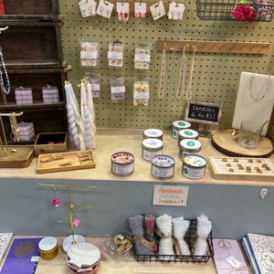AUSTIN GIFT COMPANY - 129 Photos & 149 Reviews - 4211 S Lamar Blvd ...