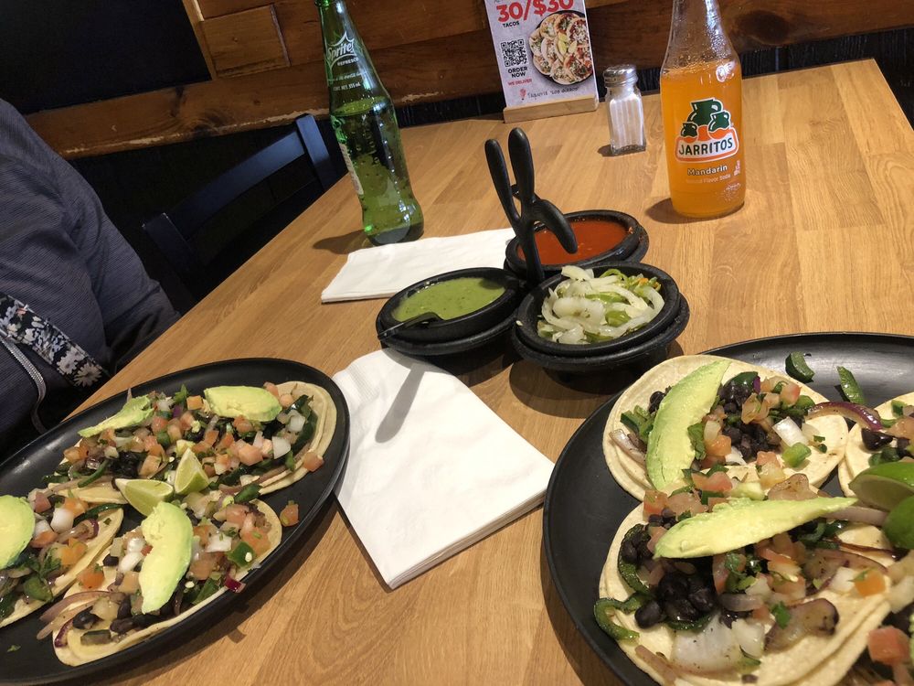 TAQUERIA LOS GUEROS - Updated January 2026 - 39 Photos & 48 Reviews ...