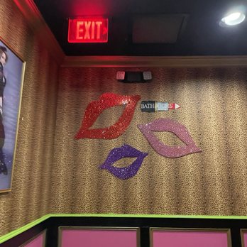 LIPS - ATLANTA - Updated July 2025 - 951 Photos & 468 Reviews - 3011 ...