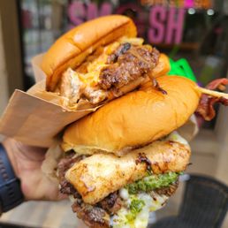 PAPI SMASH’D BURGER - Updated December 2025 - 342 Photos & 188 Reviews ...