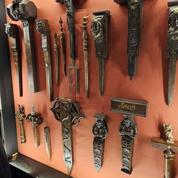 VAMPA VAMPIRE & PARANORMAL MUSEUM - Updated December 2025 - 101 Photos ...