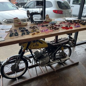 THRIFTED THREADS - Updated December 2025 - 26 Photos & 11 Reviews ...