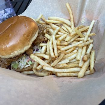 CHUBBS CHICKEN SANDWICHES - Updated December 2025 - 94 Photos & 149 ...