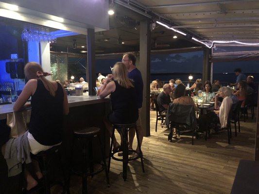 FLIPPERS ON THE BAY - TEMP. CLOSED - 713 Photos & 759 Reviews - 8771 ...