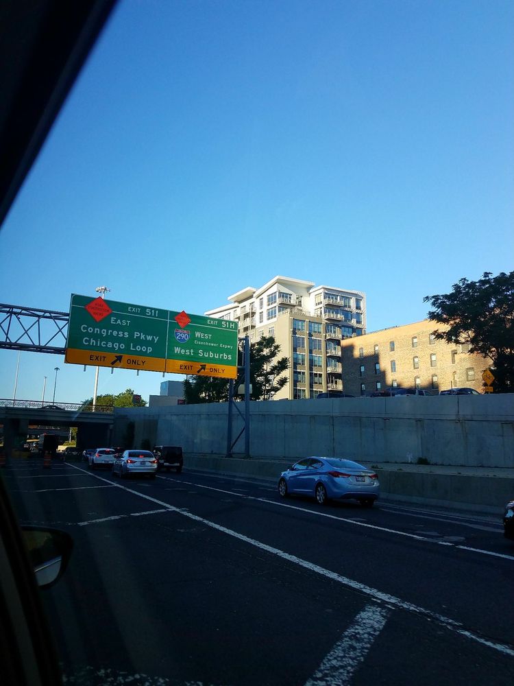 LOWER WACKER DRIVE - 10 Photos & 27 Reviews - Local Flavor - 233 E ...