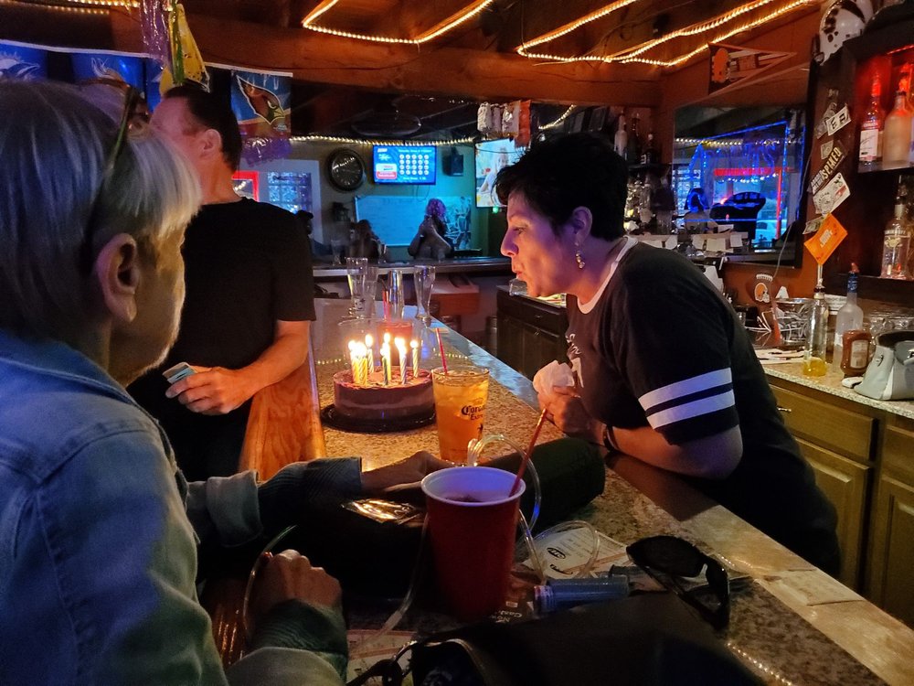 4 POINTS BAR - Updated January 2026 - 1640 Milan Rd, Sandusky, Ohio ...